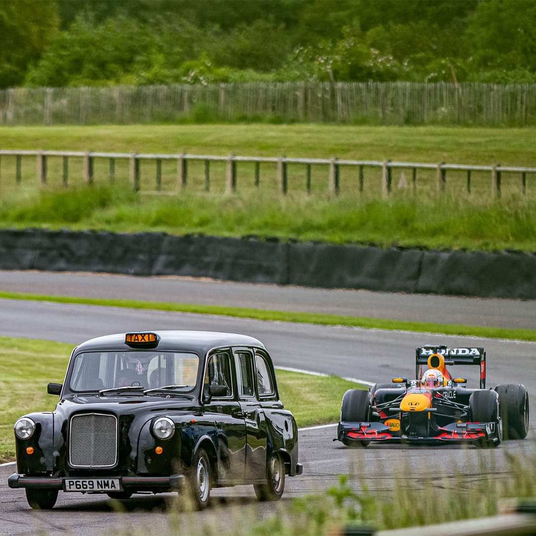 DUMPERT - Safety car in UK