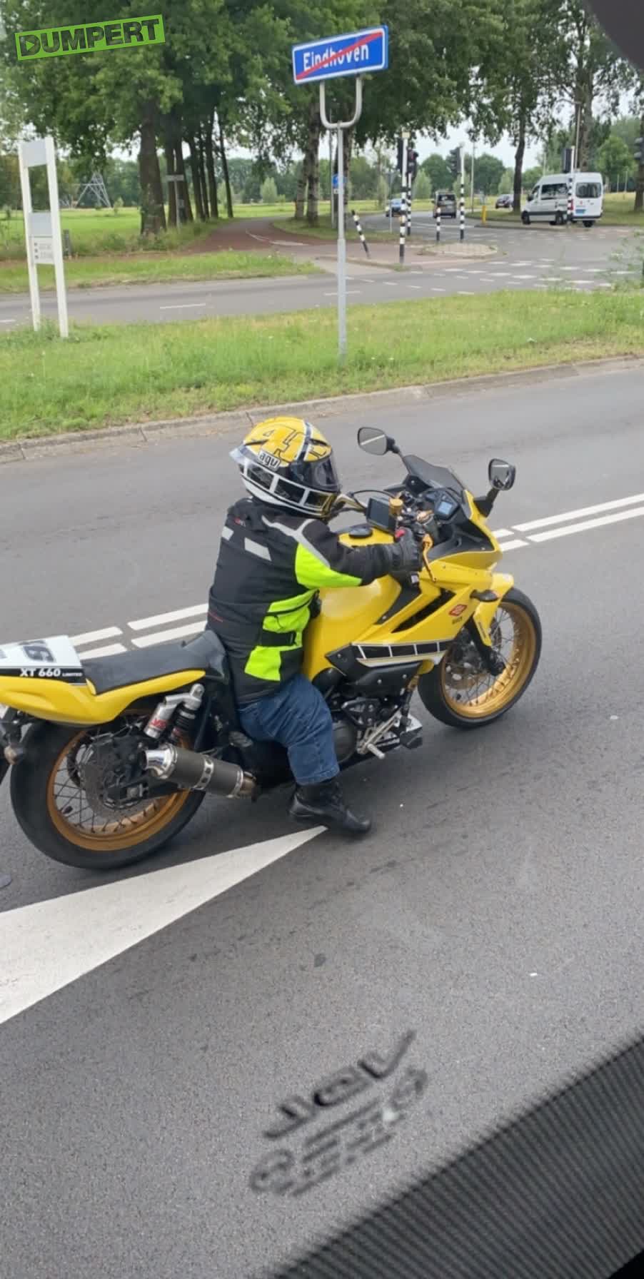 DUMPERT - Lilliputter op motor