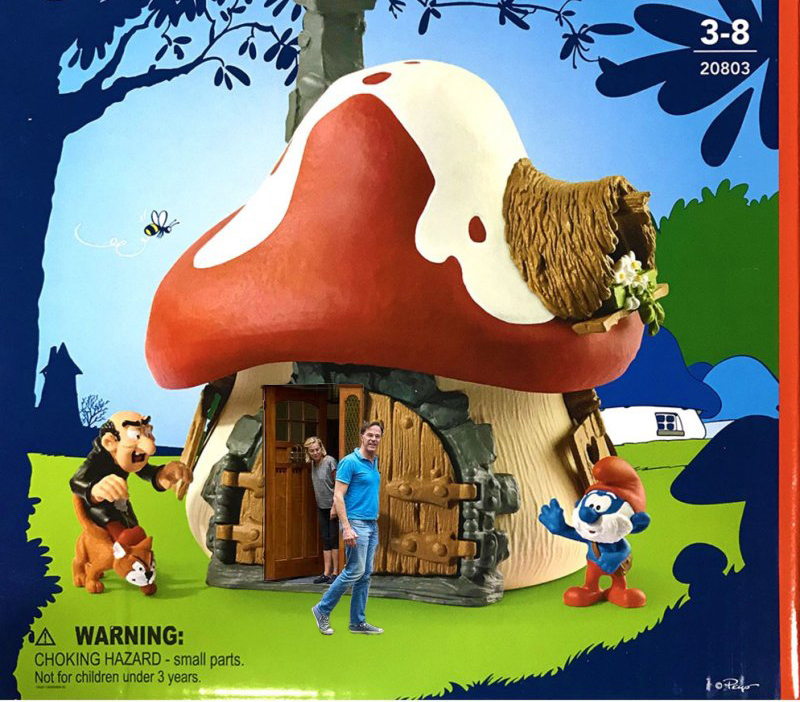 DUMPERT - Grote Smurf en Smurfin