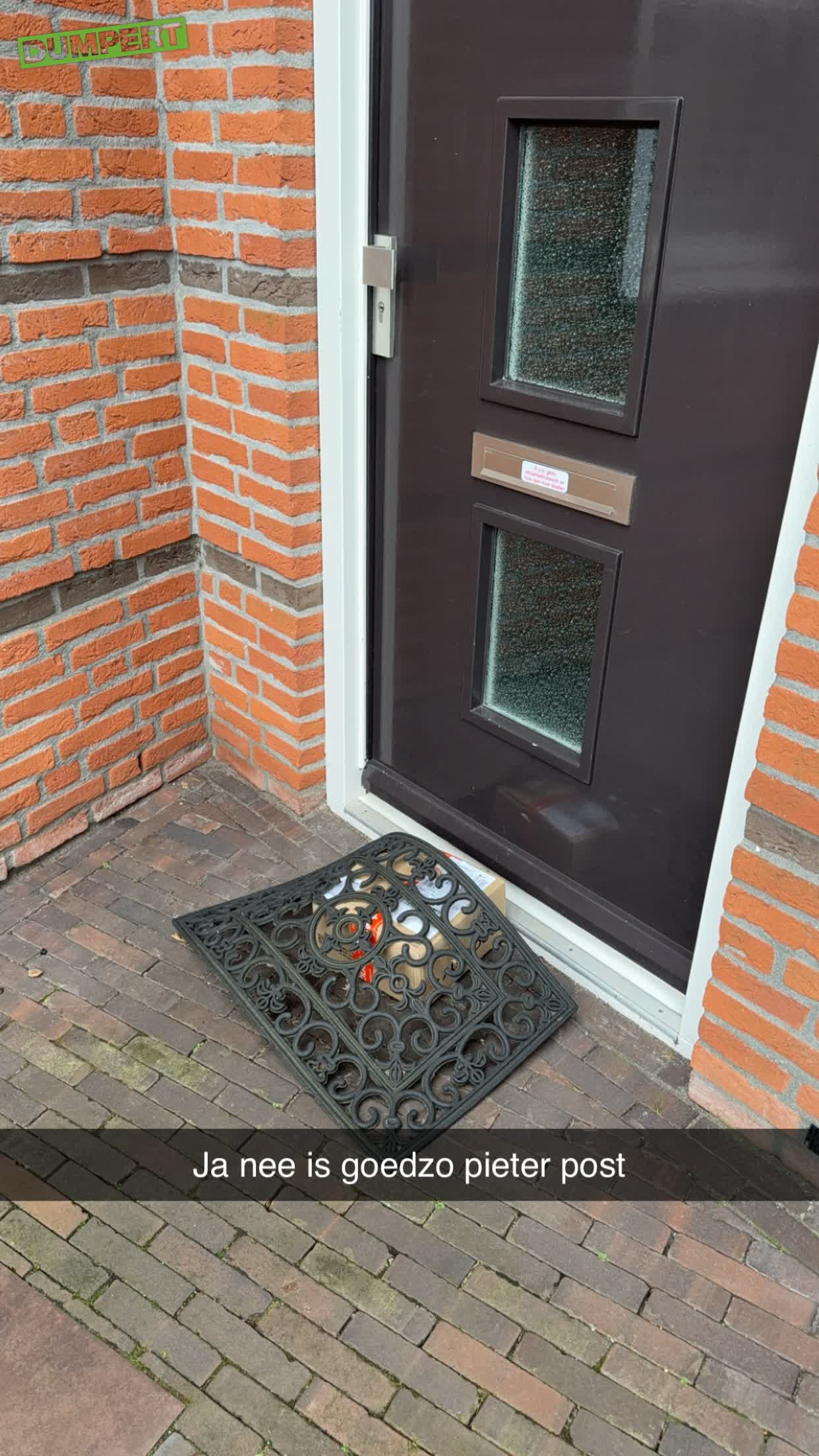 DUMPERT - Pakketje is bezorgd