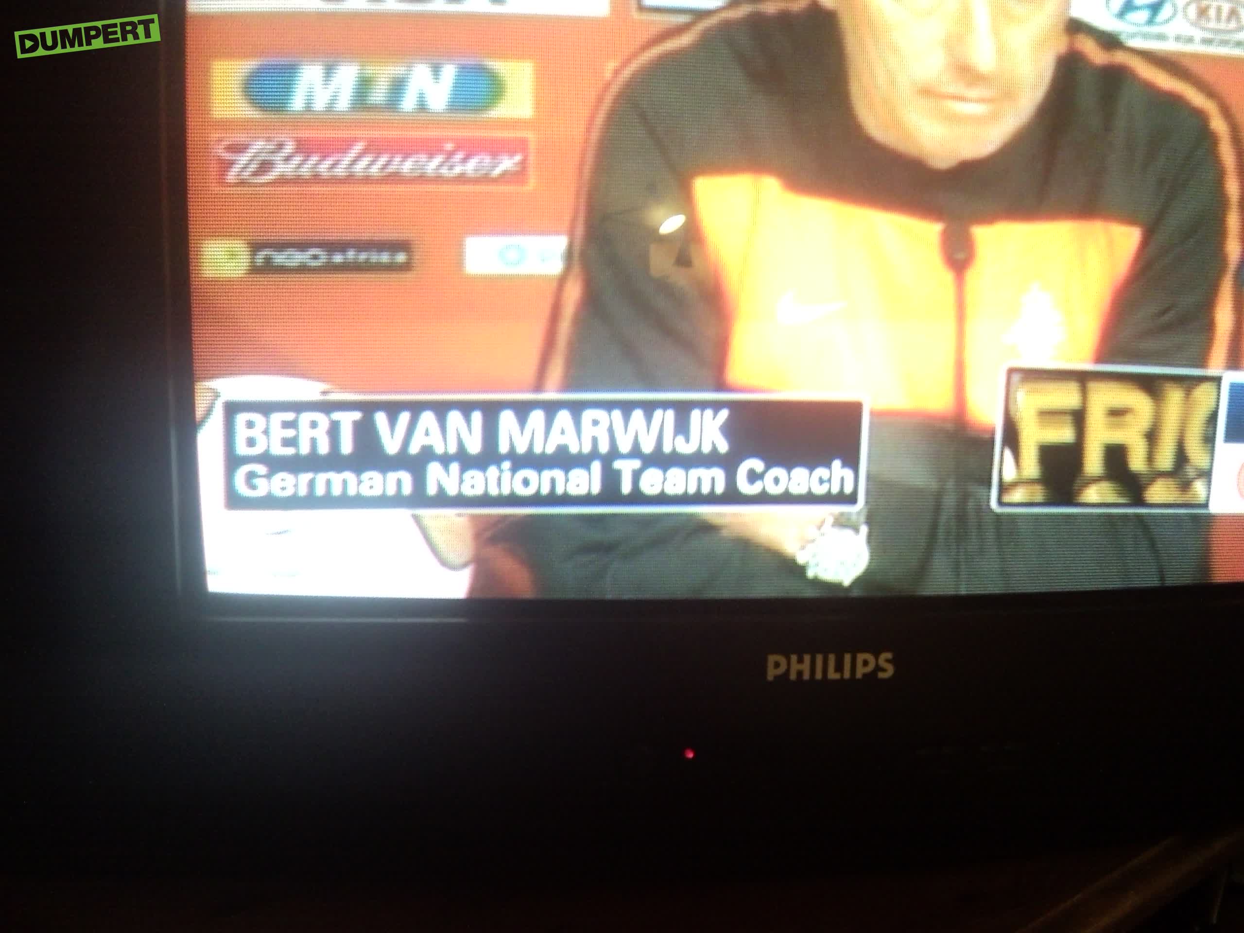 DUMPERT - Bert von Marwijk?