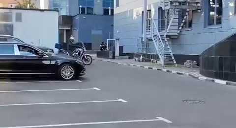 DUMPERT - Pop een wheelie dan