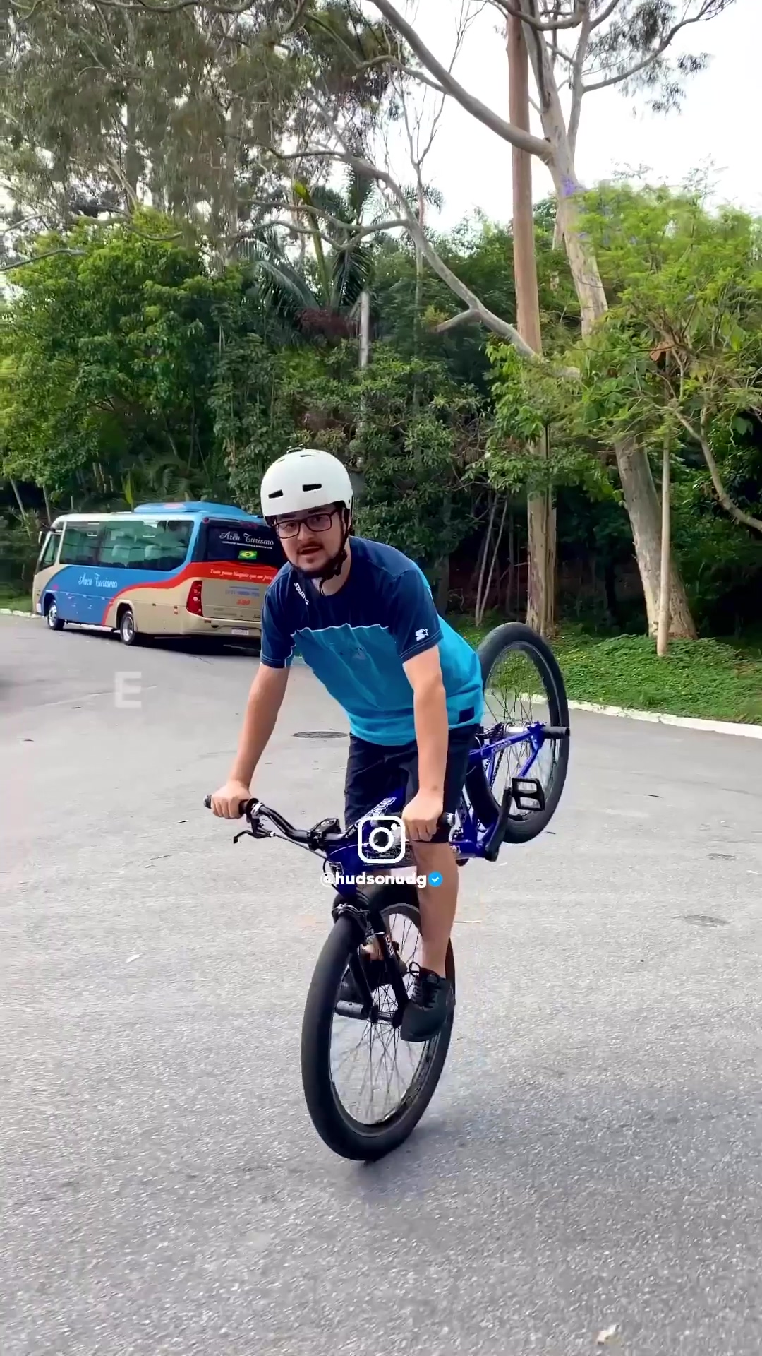 DUMPERT - Meneer kan trucje