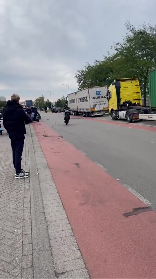 DUMPERT - Wheelie fail du jour