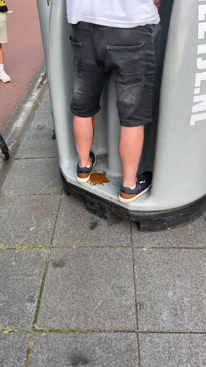 DUMPERT - Is da poep joh