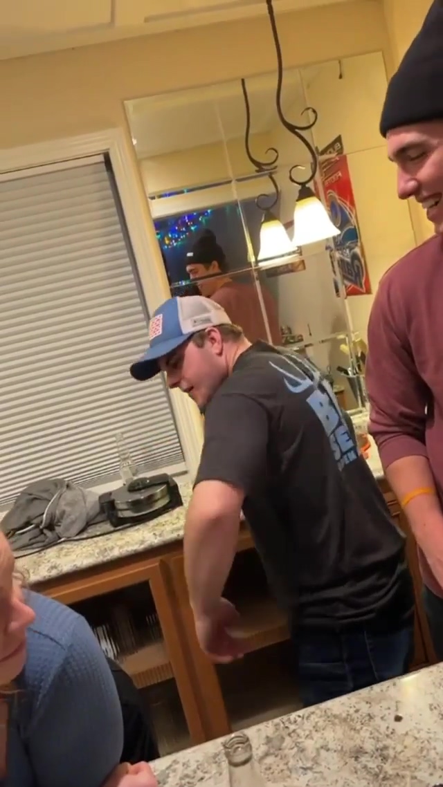 DUMPERT - Sla dan, dan sla ik terug