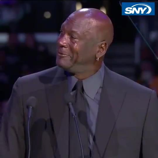 DUMPERT - Michael Jordan weet hoe laat het is