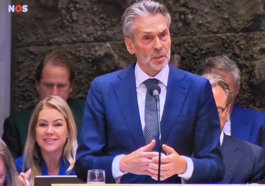 DUMPERT - Hoi hallo ben ik in beeld?