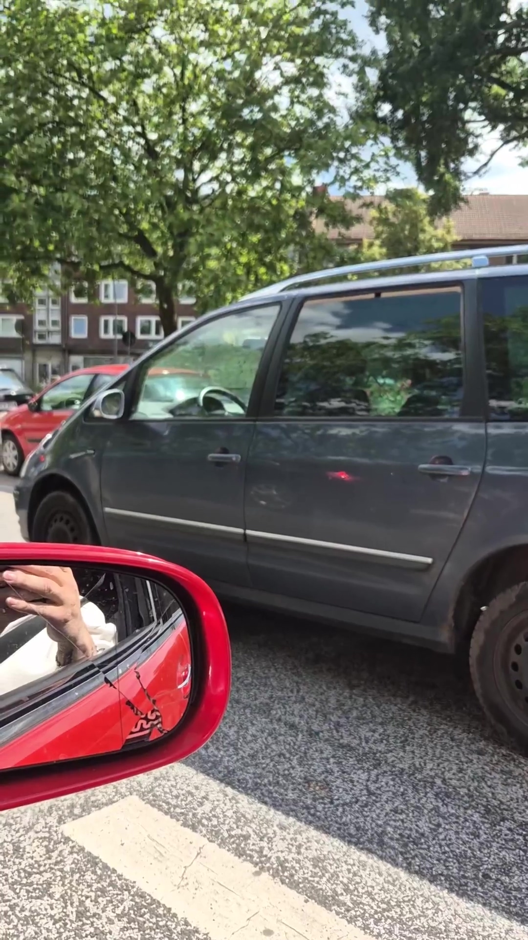 DUMPERT - Auto is total loss