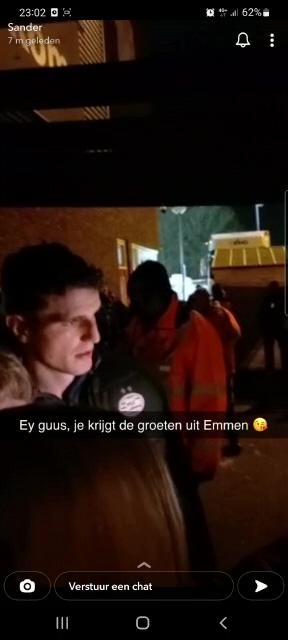 DUMPERT - Guus Til janken in de bus