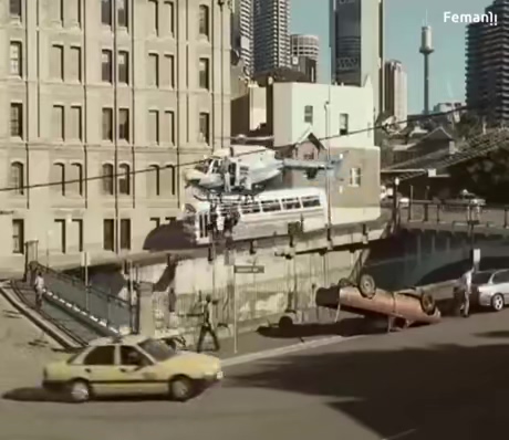 DUMPERT - Classic: Reclame met nonstop aktie