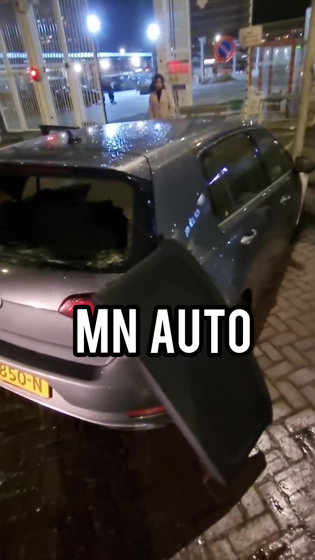 DUMPERT - Auto stuk gegaan door die Eritreeërs
