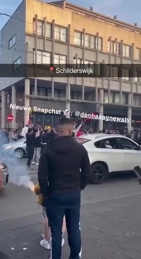 DUMPERT - Re: hand eraf door Cobra6