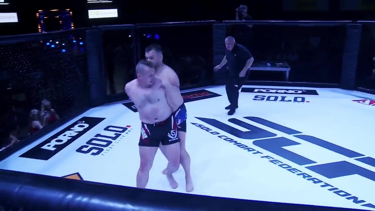 DUMPERT - Omdat armpje drukken geen optie was