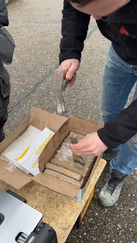 DUMPERT - Bikken voor het bikken