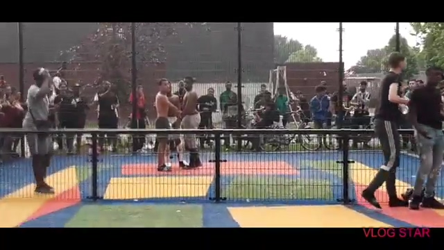 DUMPERT - Straatgevecht Almere 1 tegen 1