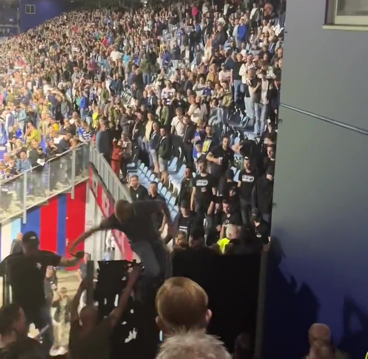DUMPERT - Zwolle-Sparta hooligans