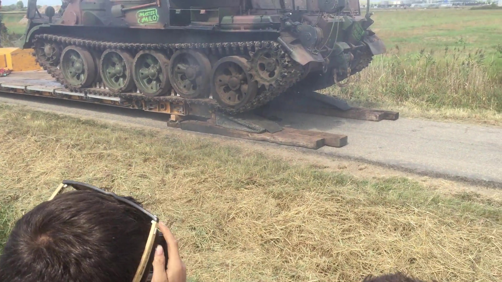 DUMPERT - Master Milo bezoekt Trekketrek