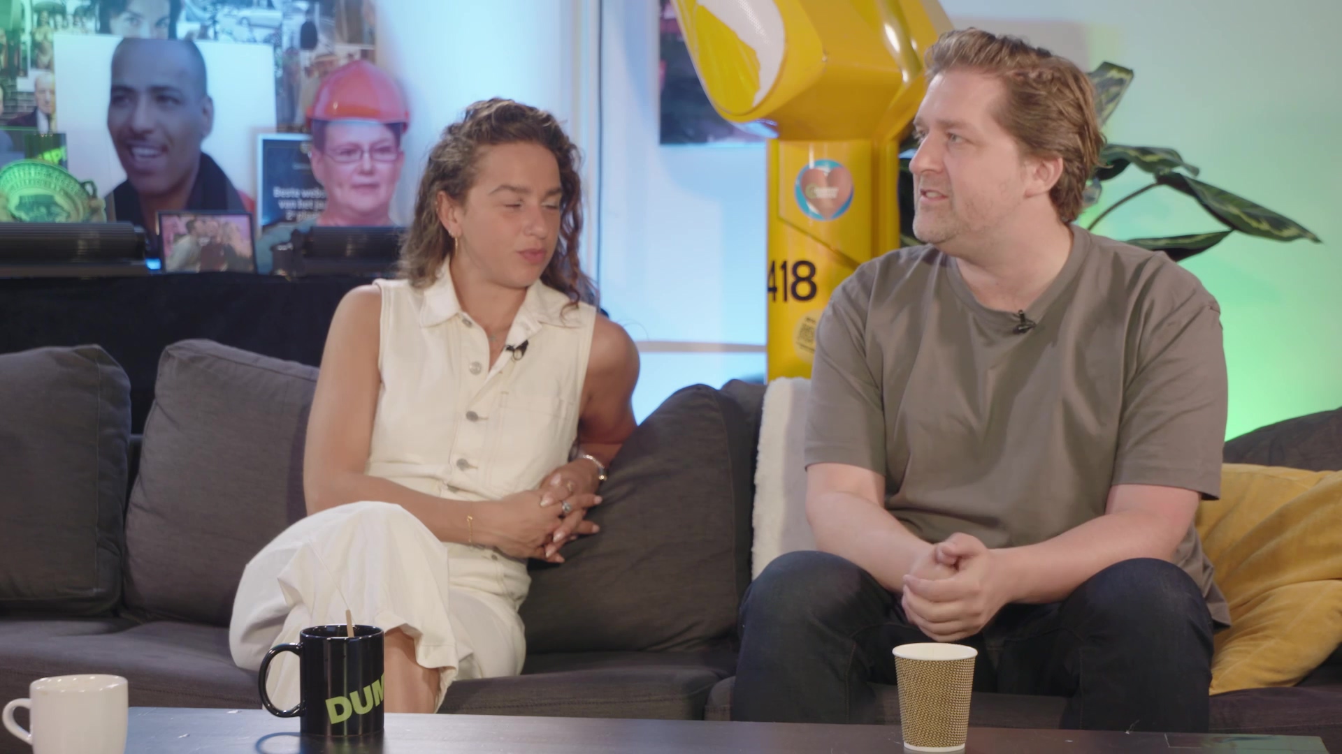 DUMPERT - Alex Ploeg vs. kapotte tafel in DUMPERTREETEN!