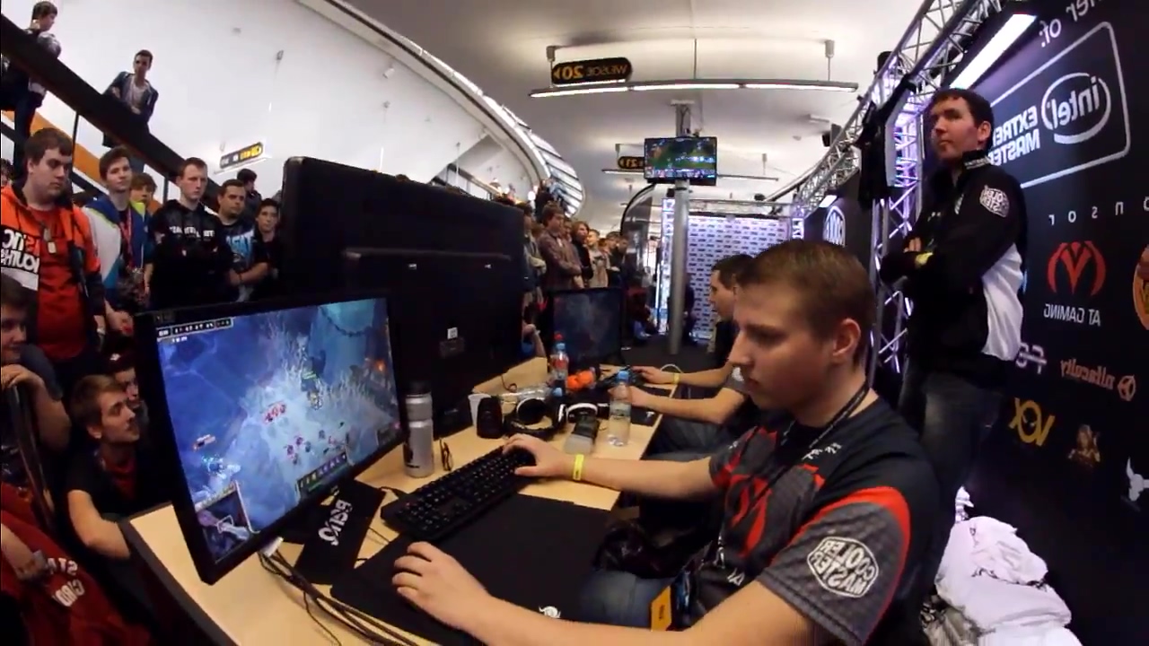 DUMPERT - Cosplay Walhalla