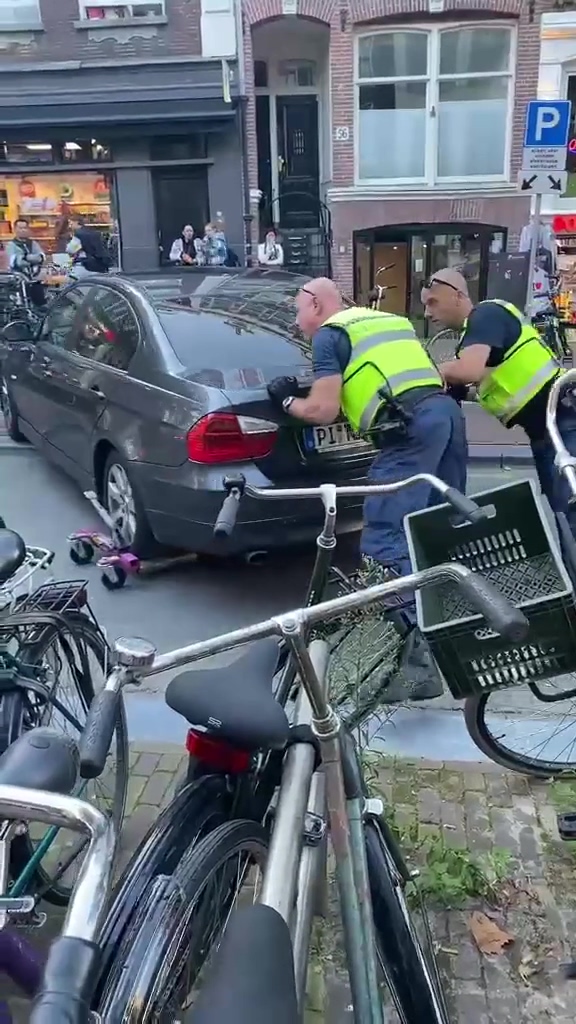 DUMPERT - Dikke BMW!