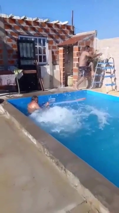 DUMPERT - Nu ga ik springen!