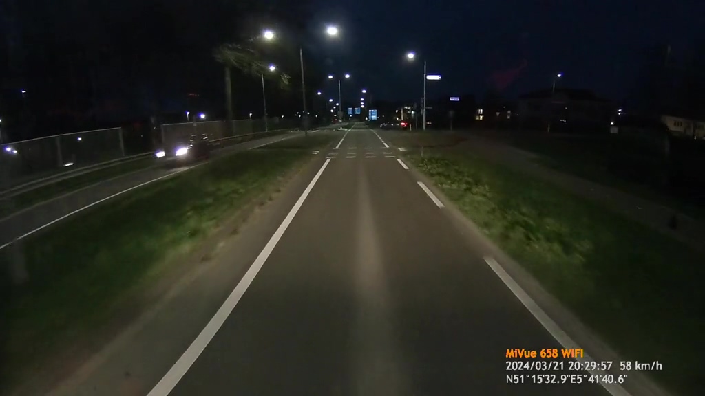 DUMPERT - Rij-instructeur laat ff zien hoe het moet