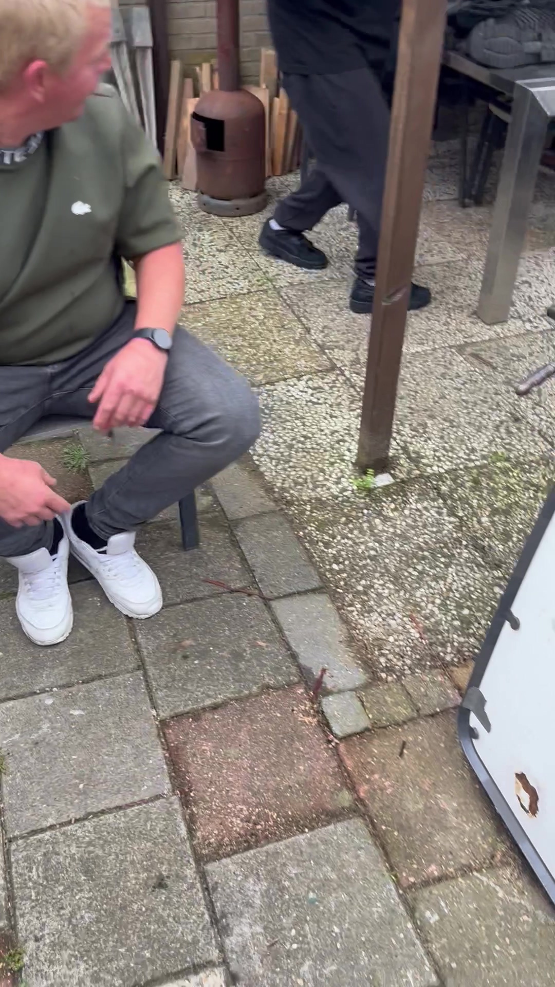 DUMPERT - Doe maar een opscheertje