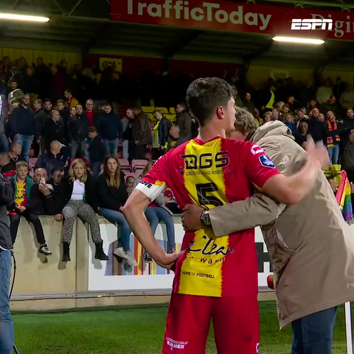 DUMPERT - Bas Kuipers heeft het fking zwaar