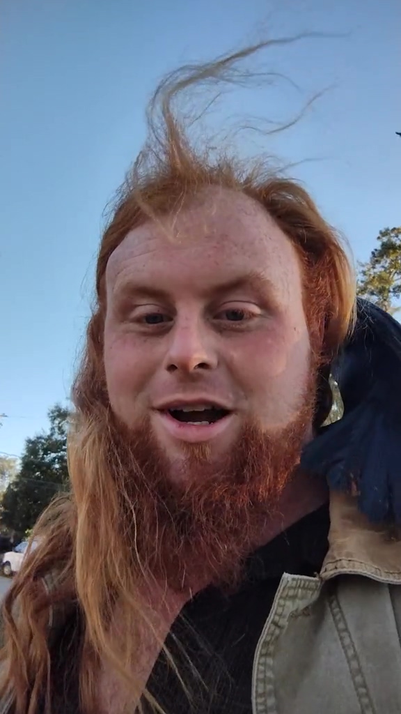 DUMPERT - Ginger laat z'n tamme kraai uit