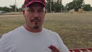 DUMPERT - His name is doctor Freak!!1