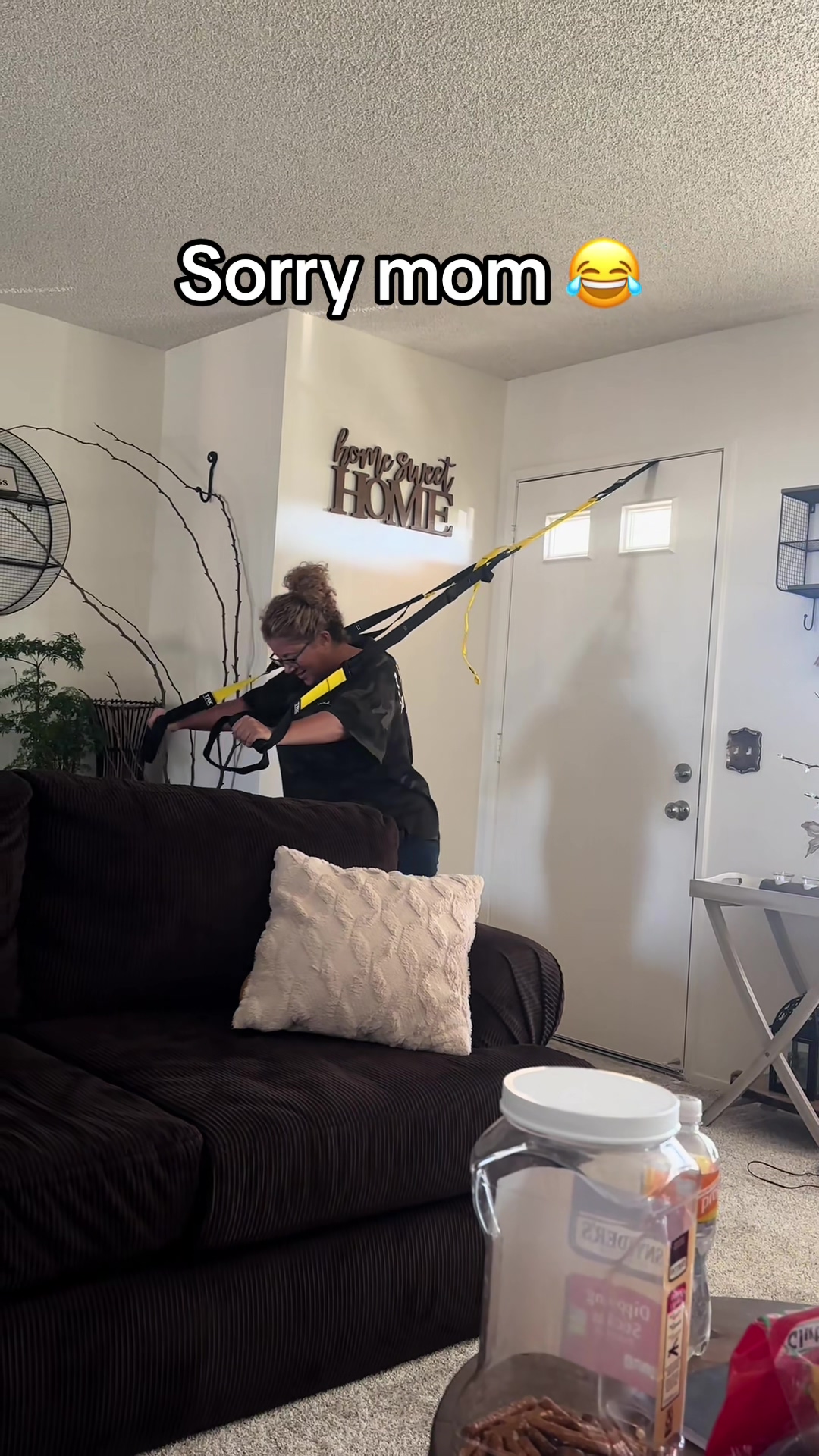 DUMPERT - Mama neemt d'r goeie voornemens serieus