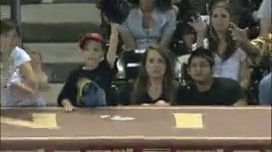 DUMPERT - Classic: Stomste wijf van de wereld