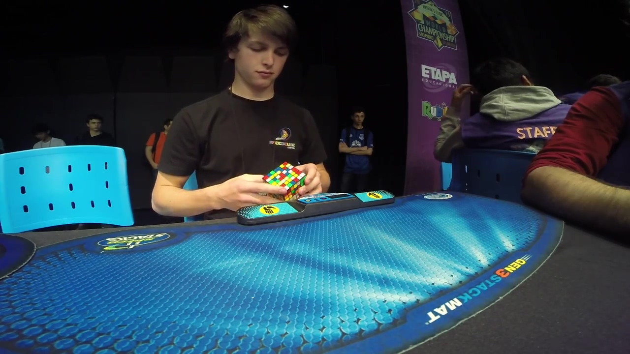 DUMPERT - Nieuwe wereldrecord 7x7 Rubik's cube