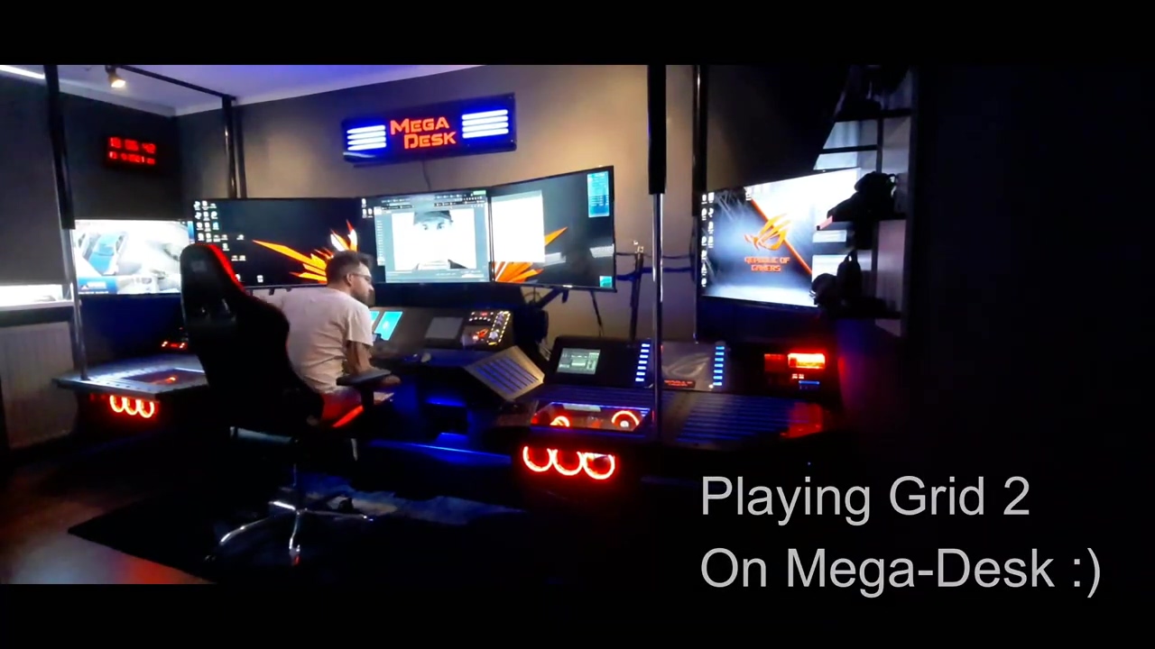 DUMPERT - Mega-Desk Gamen op 12288x2160 resolutie
