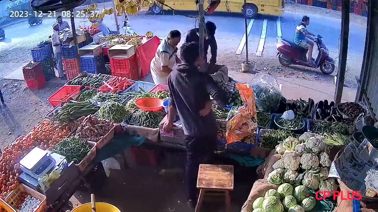 DUMPERT - Busje komt zhooooooly faaak