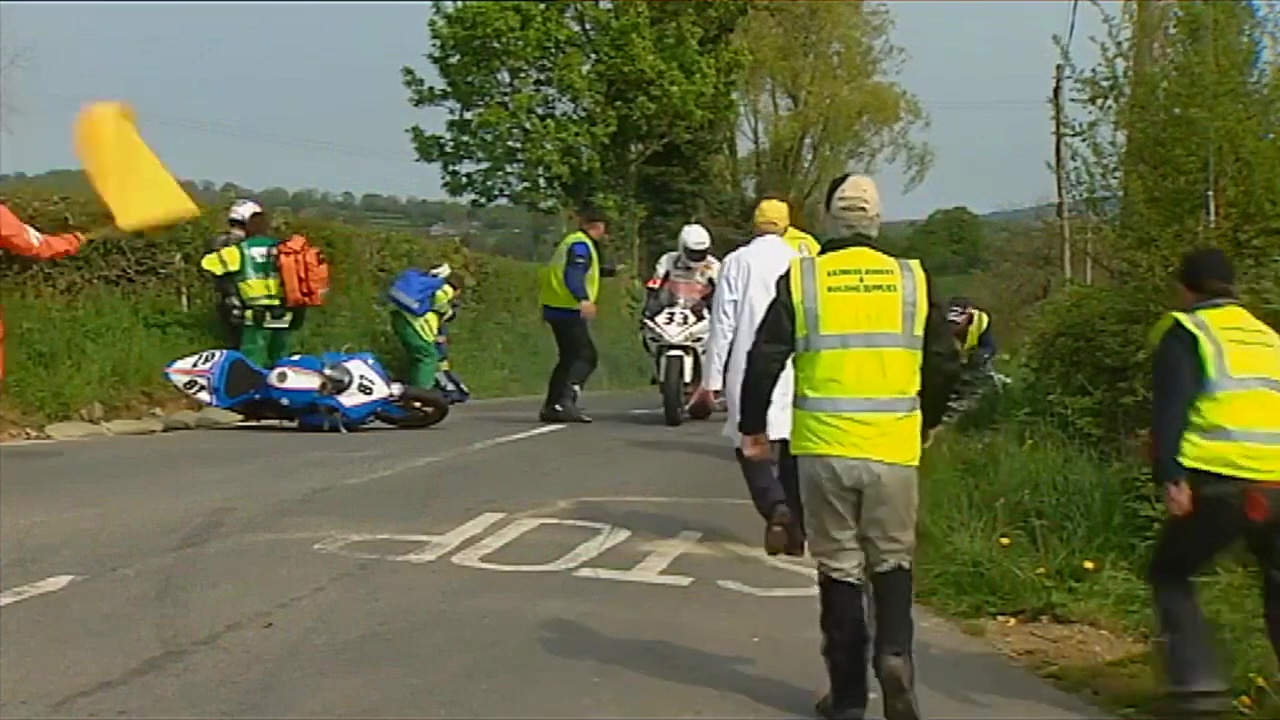 DUMPERT - Isle of Man/Irish Road Racing crash kompilasie