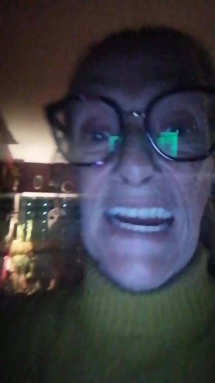 DUMPERT - HEEEEELUUUPP!