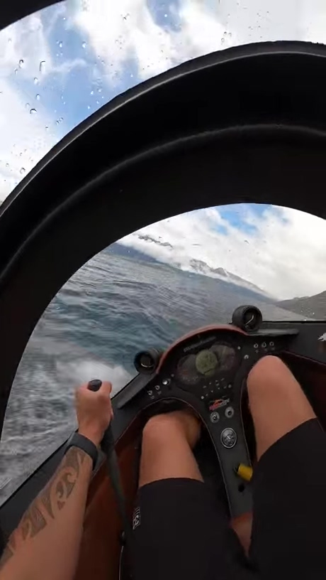 DUMPERT - Ff een duik nemen