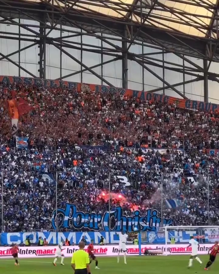 DUMPERT - Vuurwerk bij Marseille - Nice