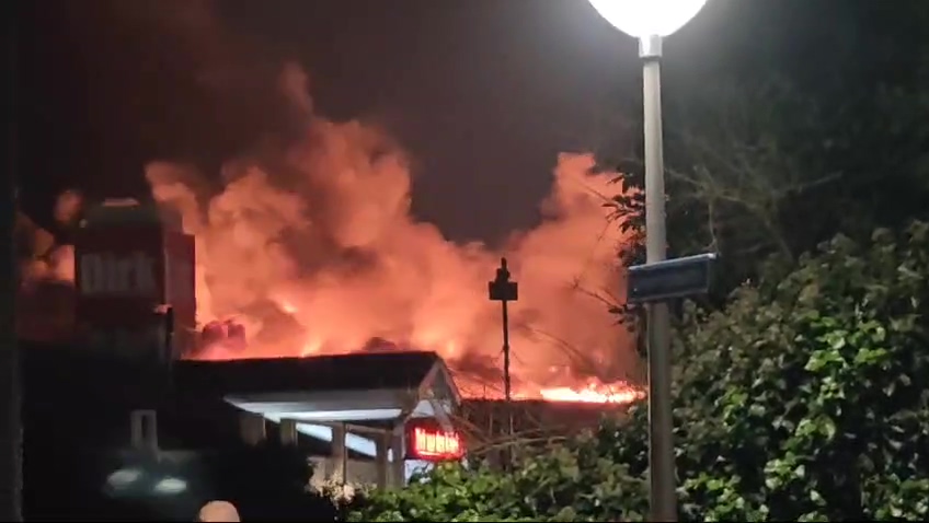 DUMPERT - De Dirk in Bergen op Zoom