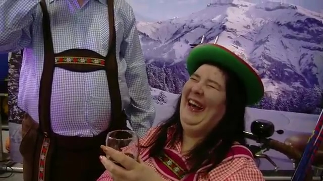 DUMPERT - Nieuwe megahit van Zanger Rinus