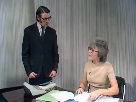 DUMPERT - Classic: Monty Python's Argument Clinic