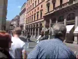 DUMPERT - Bush Car Failure In Rome