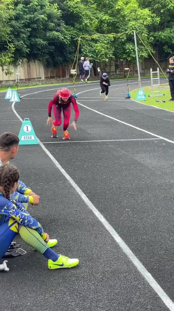 DUMPERT - Hordelopen met extra stappen