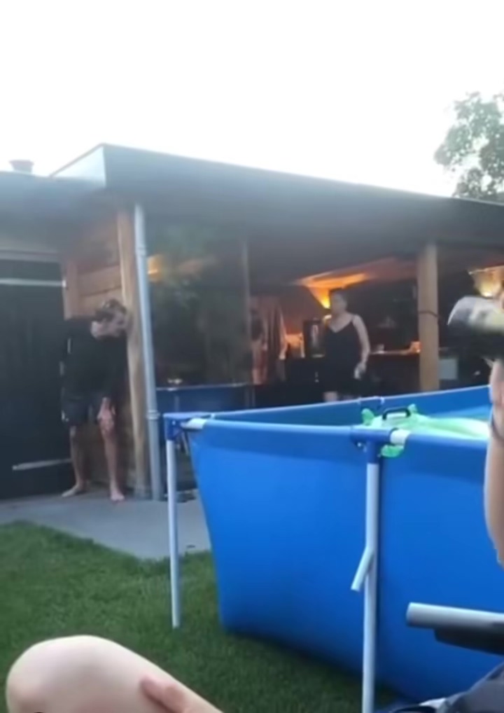 DUMPERT - Mama prenken