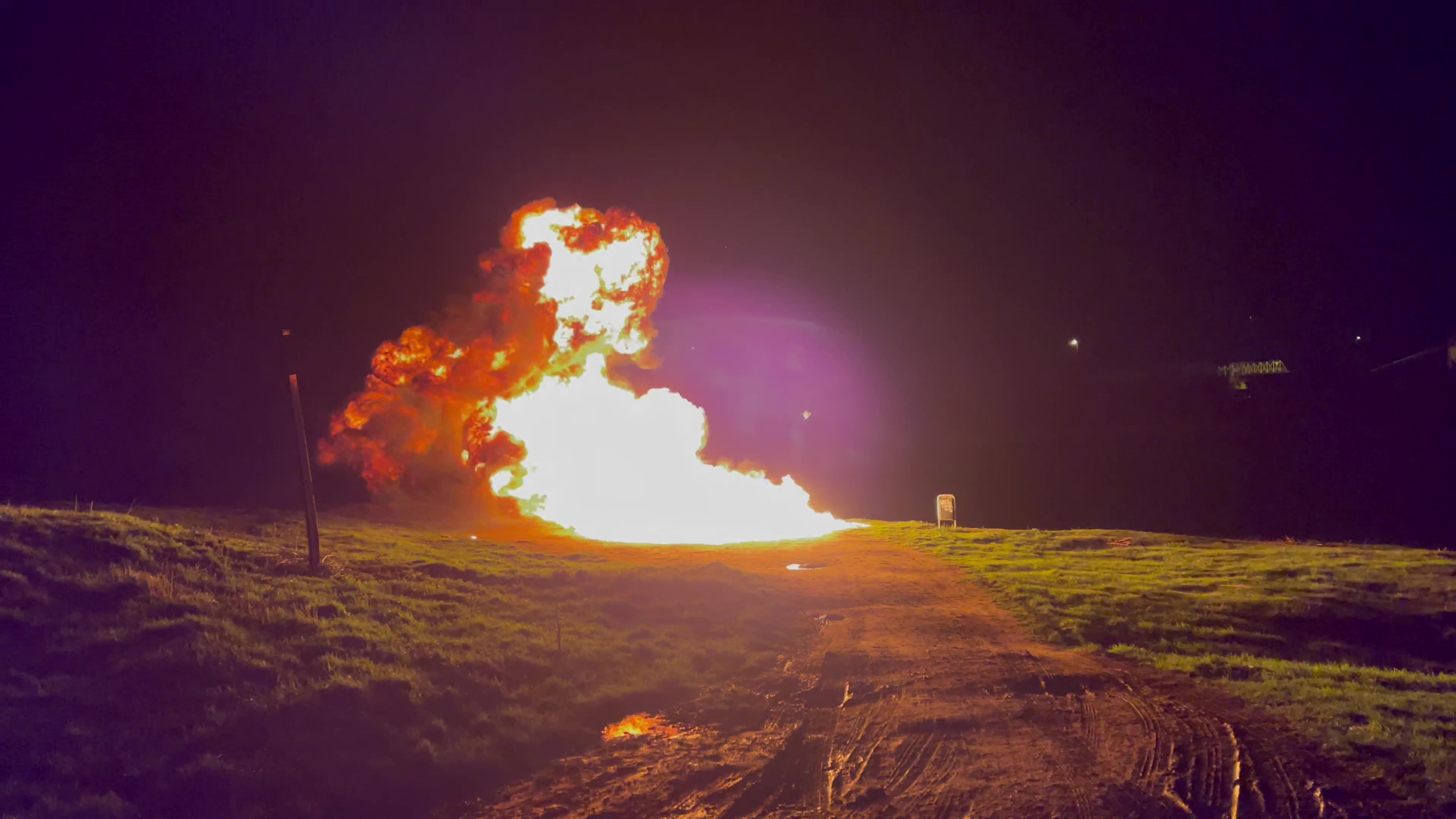 DUMPERT - Cobra's met 18 liter benzine