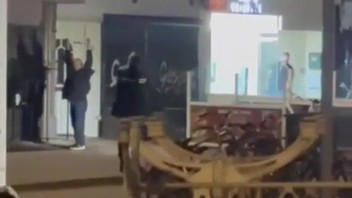 DUMPERT - Haagse mat maakt ontbijt