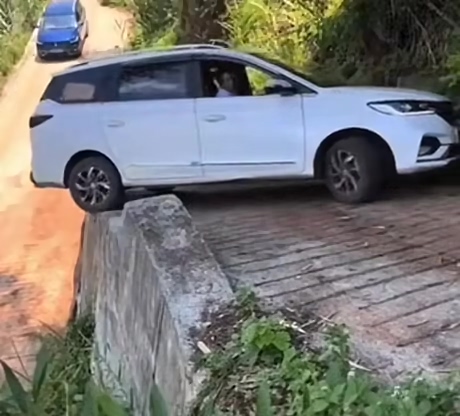 DUMPERT - Waarom makkelijk doen...