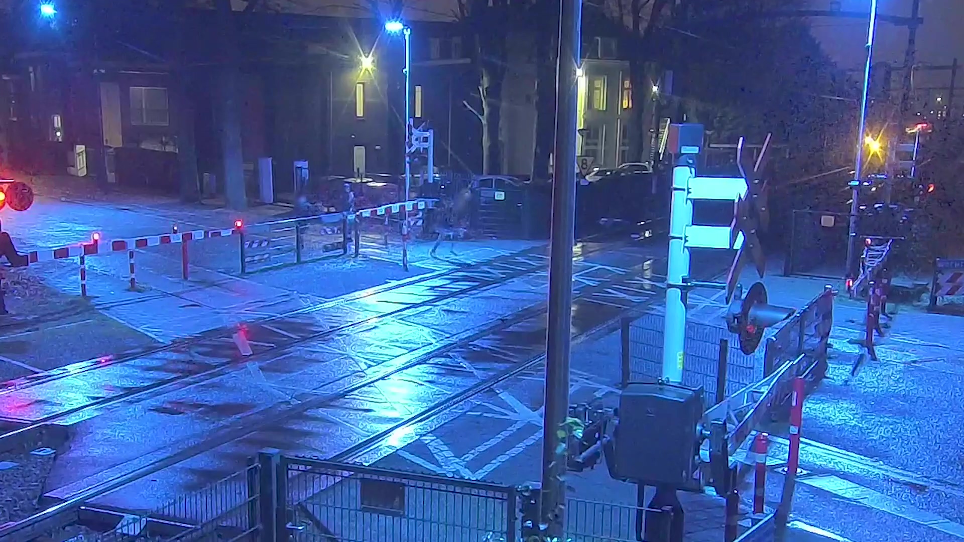 DUMPERT - Mafklappers rond het spoor